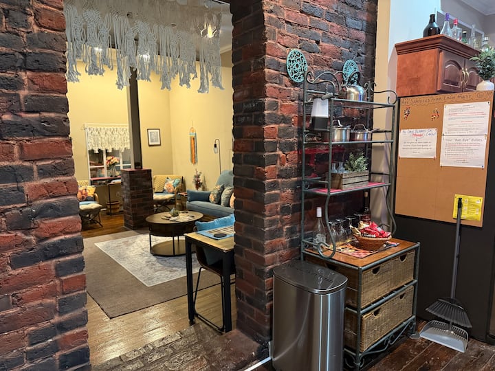 Luxury, Boho Style, 2 Br Apt, Dwntwn Columbus, Ms - Columbus, MS