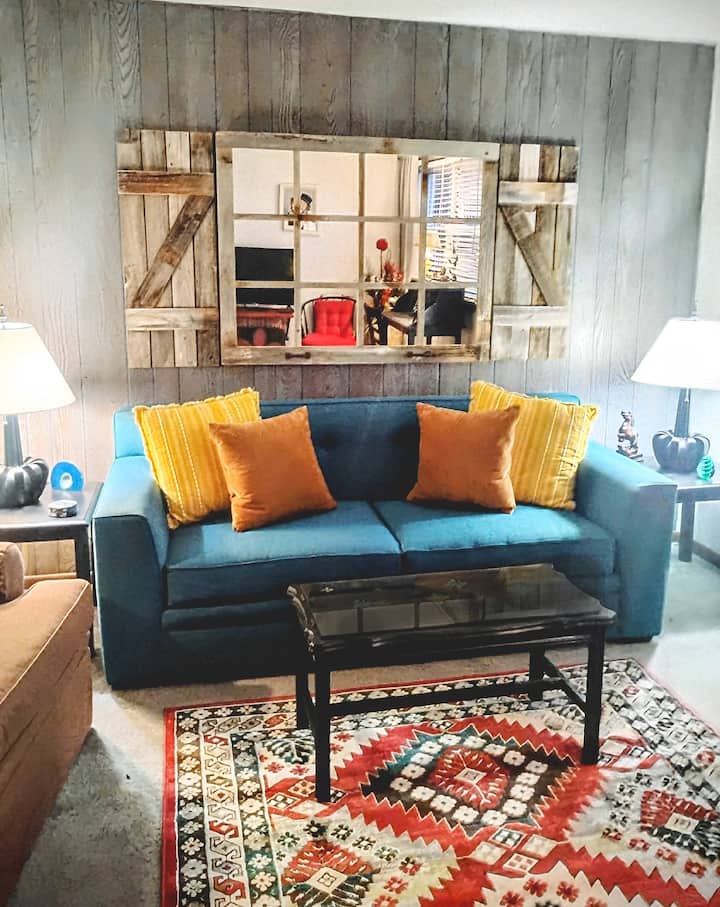 Pittsburgh Area 2 Bedroom Apt. - Kennywood, West Mifflin