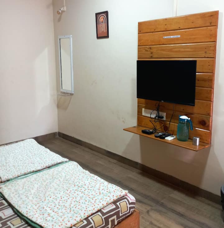 Aapli Wadi Homestay - 4 Bedded Room On Ground Flr - Shrivardhan