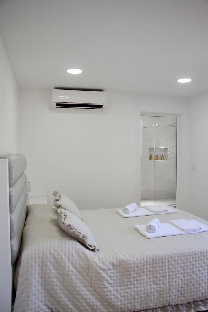 Golden Moon, Ponta Do Sol - Ponta do Sol