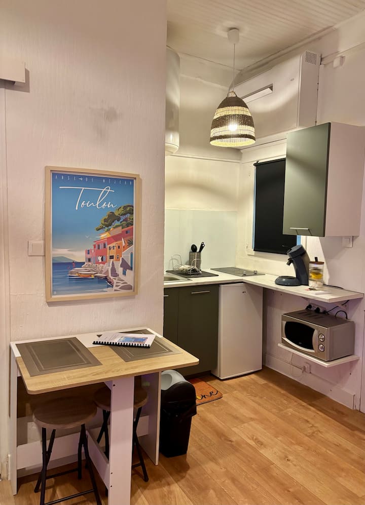 Studio Cosy & Clim - Place Puget - 10' Gare à Pied - Toulon