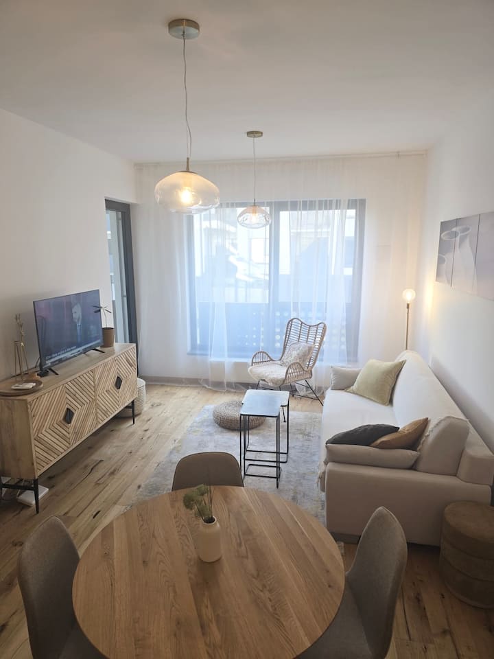Apartment In The City Centre (Free Garage Parking) - Bratislava