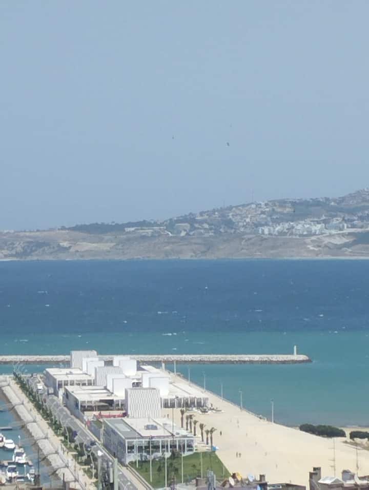 Sur Les Toits De Tanger - Tanger