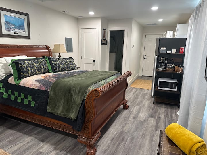 Studio Suite By Hot Springs & Golf - Garden Valley, ID