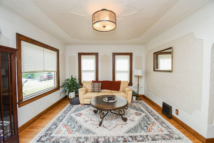 Wildflower Suite W/ Full Kitchen Close To Sanford - Sioux Falls, SD