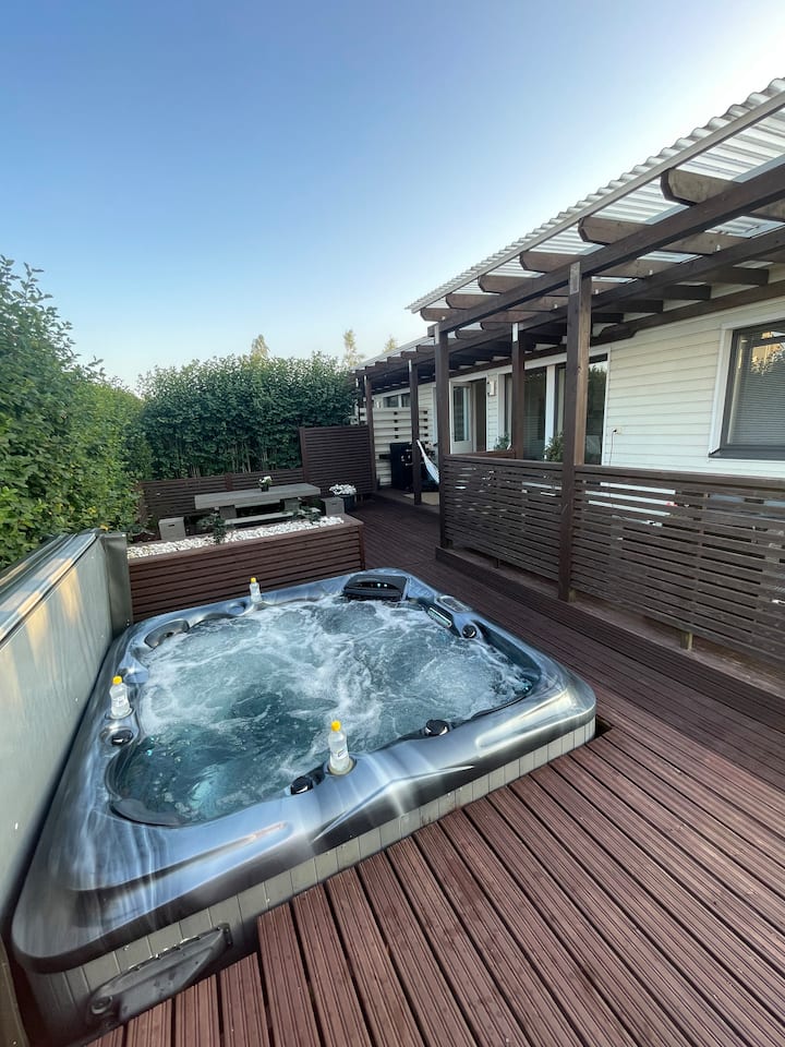 Näppärä Ja Tilava Asunto Lempäälässä - Vesilahti