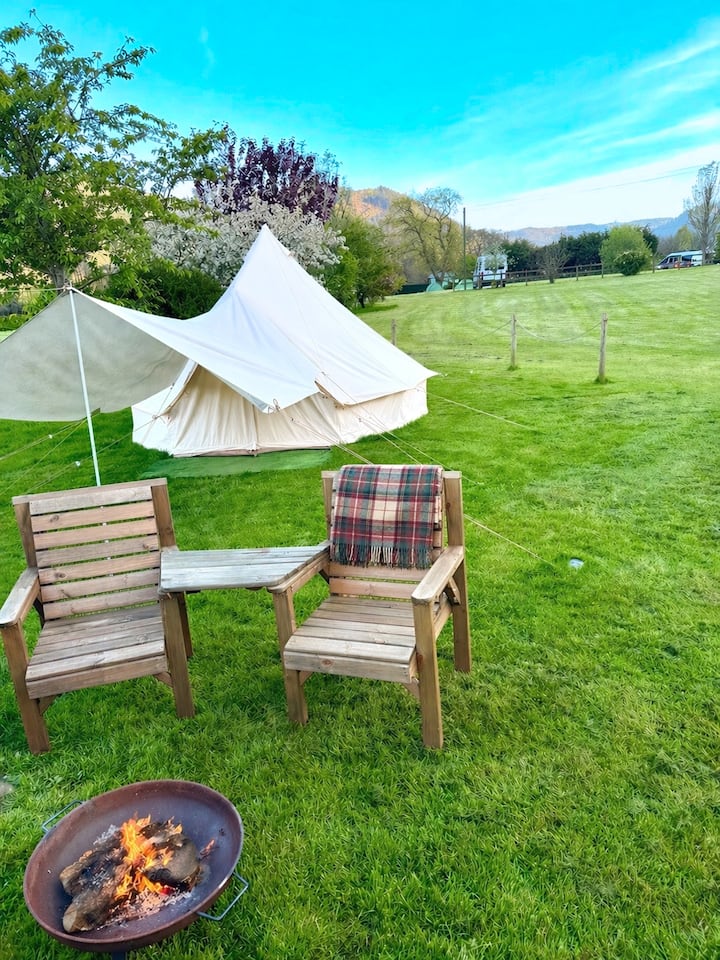 Betws-y-coed Bell Tent (Tryfan) In Snowdonia - Snowdonia National Park