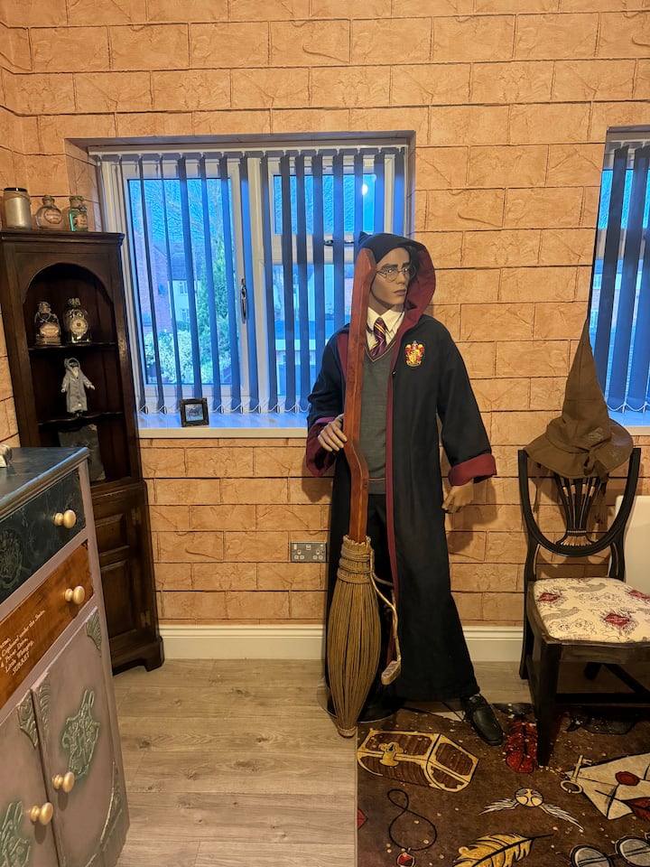 Potters Hideout - Watford