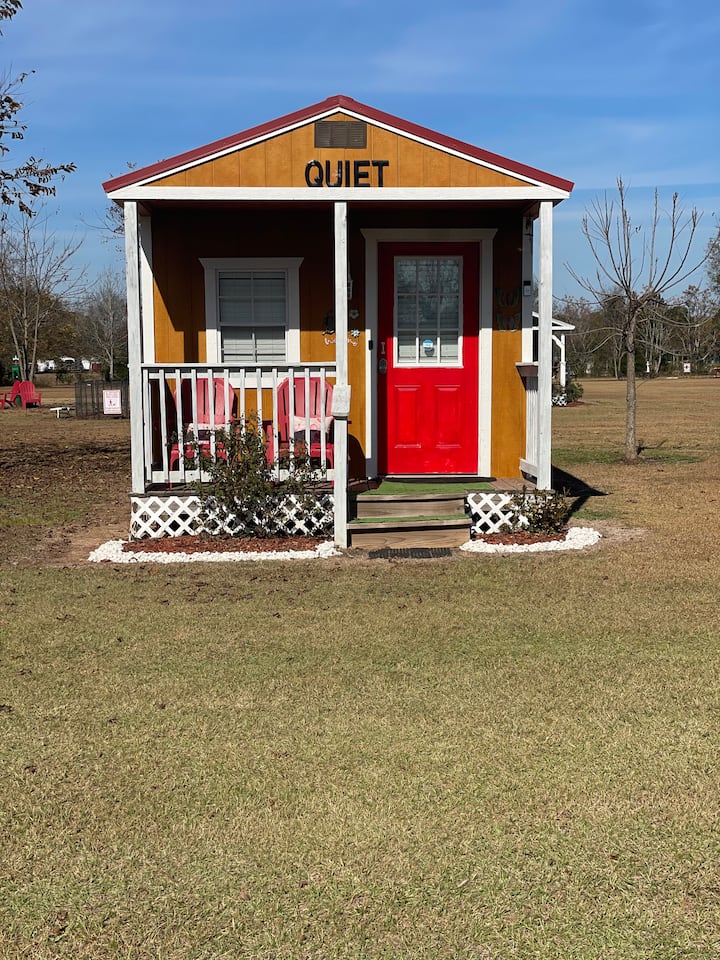 Quiet - Monroeville, AL