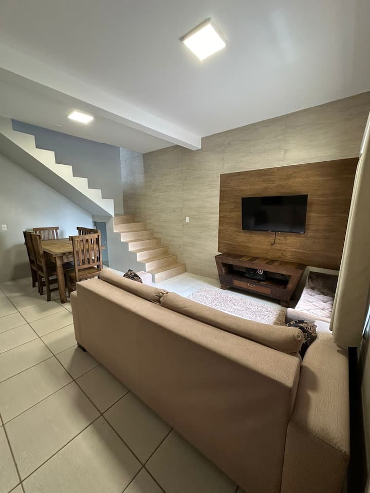 Casa Centro Garopaba Ar-condic - Garopaba