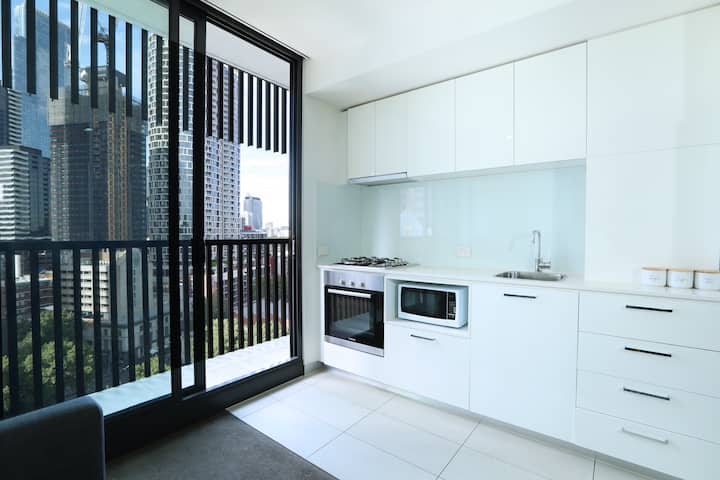 Apt Near Lygon St & Queen Vic Market With Balcony - The University of Melbourne