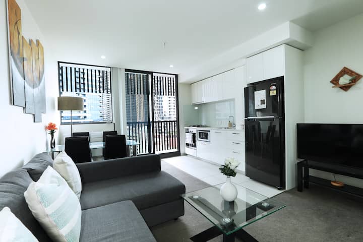 Apt Near Lygon St & Queen Vic Market With Balcony - Melbourne