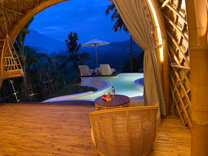 Villa Bambu Dengan View Gunung Dan Sawah -