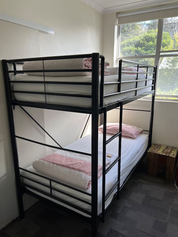 Manly Bunkhouse - Twin Room - Manly