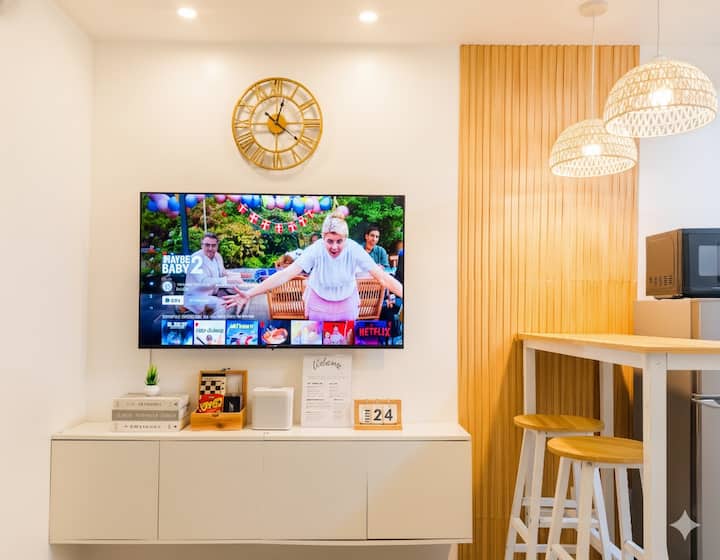 Chic 1br Condo | Pool & Gym Access | Makati View - 마닐라