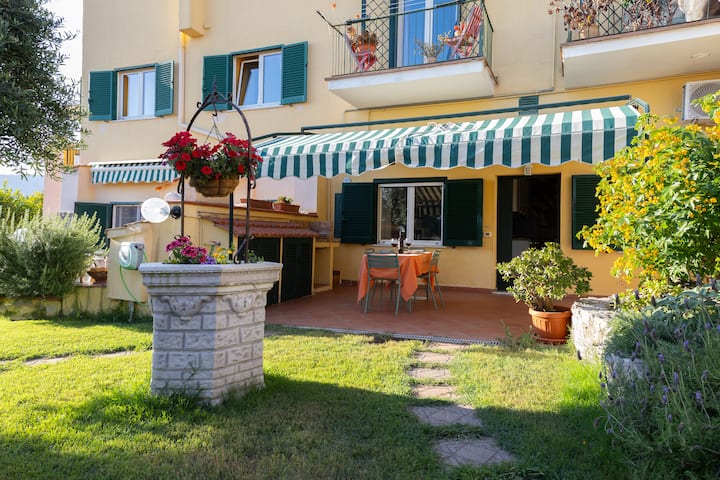 Il Veliero Appartamento Con Giardino - Terracina