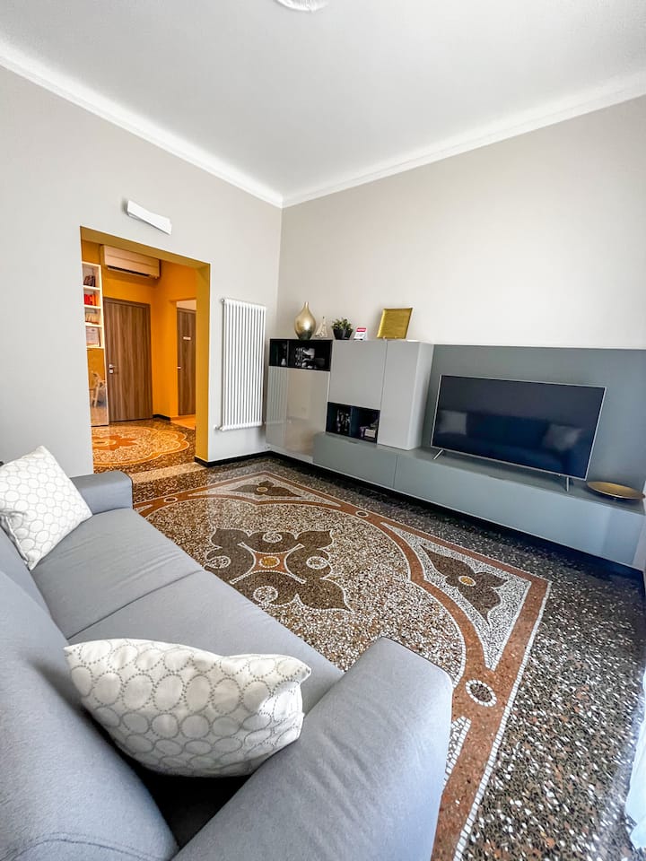 La Rosa Dei Venti - Free Street Parking Pass - Génova