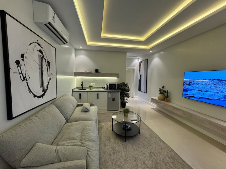 Irqah|12| Apt | Smart Tv & Self Check In. - Riyadh