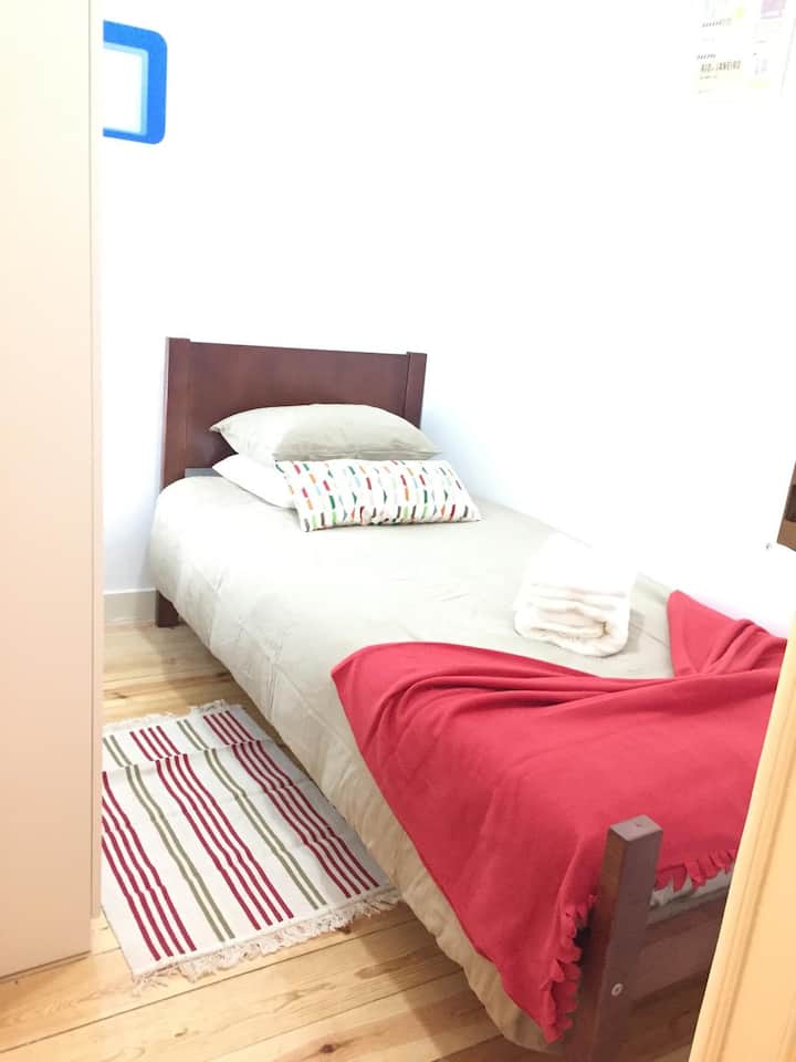 Quarto De Solteiro Económico 4 - Lisbona