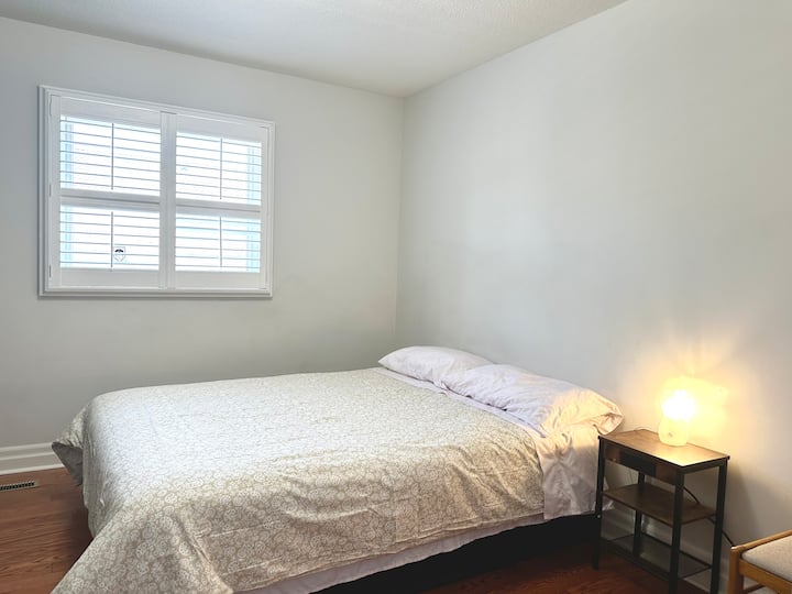 A Cozy Room At Richmond Hill - Vaughan