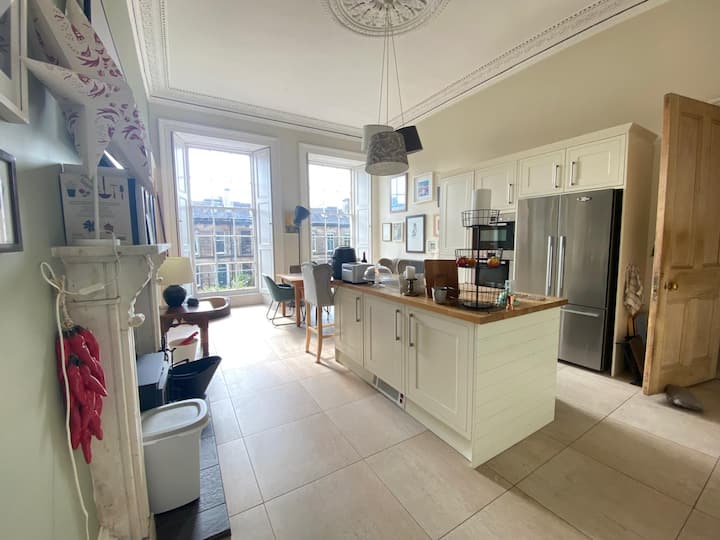 Georgian 4 Bedroom 3 Bathroom New Town Apartment - Edinburgh