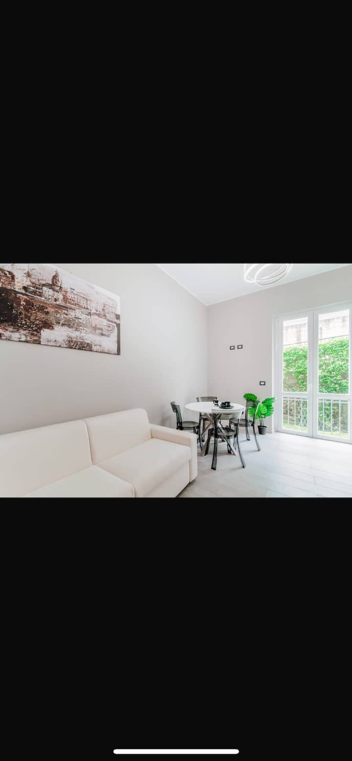 Relax House 7min In Bus Dal Lago - Cernobbio