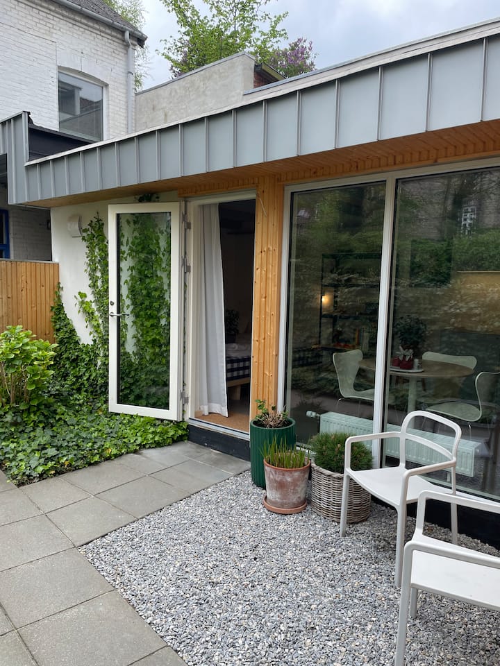 Unikt Lille Byhus I Centrum - Aarhus