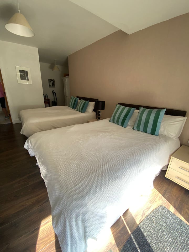 Room In Westport - 웨스트포트