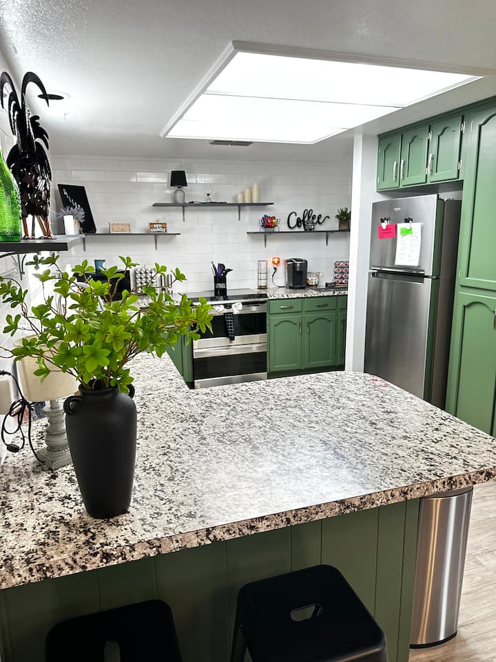 Hobbs Hideaway - Hobbs, NM