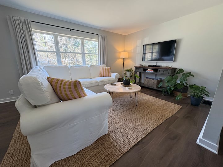 Spacious Home With Large Yard - Hoover, AL