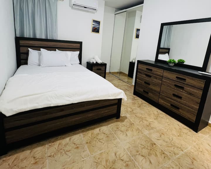 Spacious Apartment Close To The Airport - Trujillo Alto