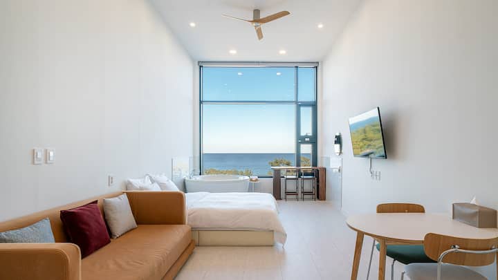 강릉 오션뷰 스파와 함께 바다에 머무는 공간, 302호 - Gangneung-si