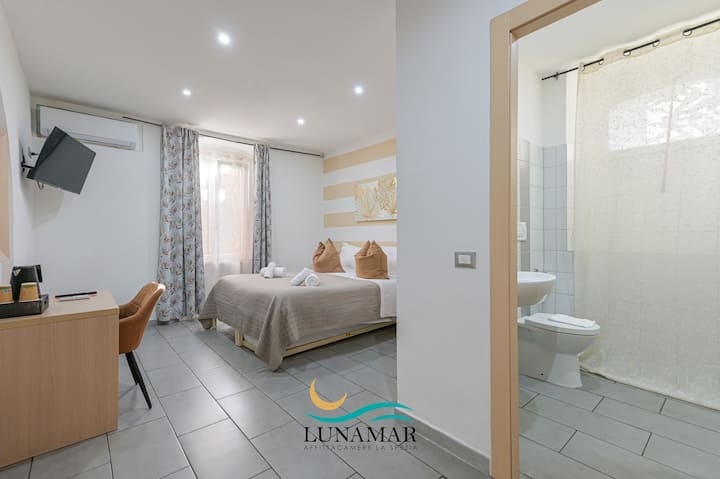 Lunamar Triple Room - La Spezia