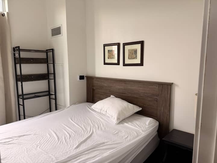 Habitación Solo Para Mujer - Hamilton