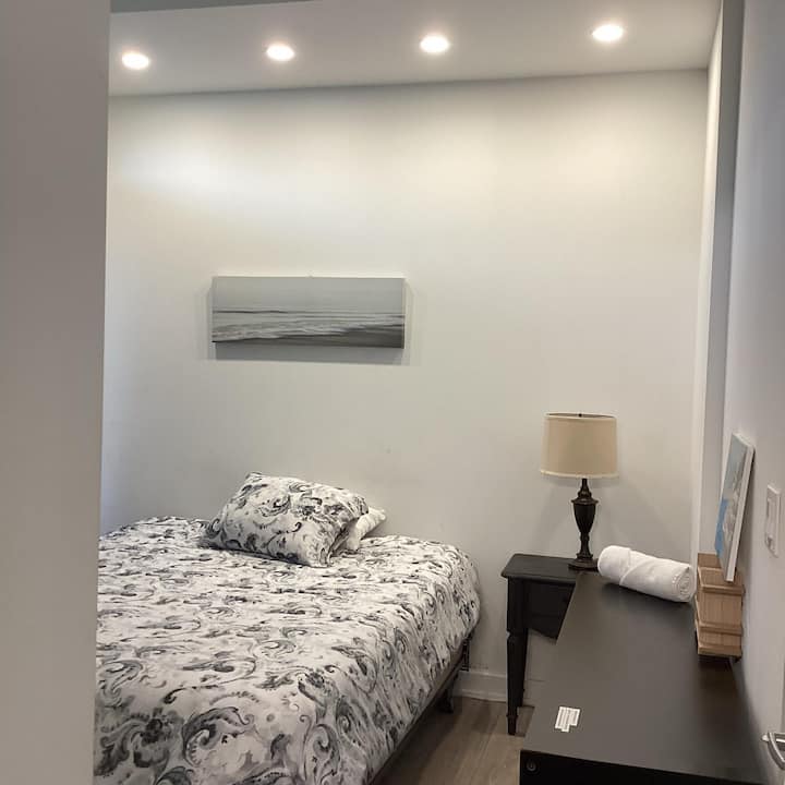 Habitación En La Mejor Zona! - Burlington