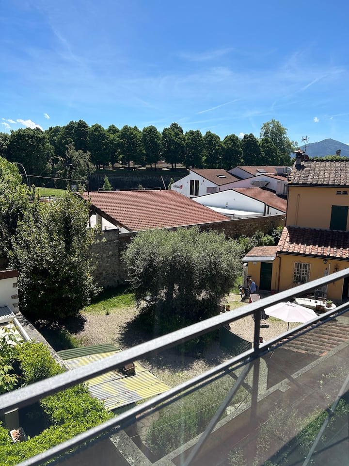 Anna Apartment, Private Parking - Lucca
