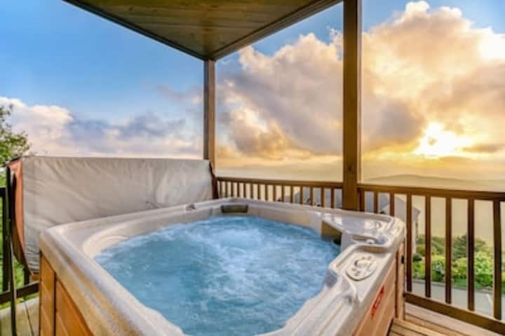 Unreal Views, Ski,hot Tub, Brp, Ideal Location - Linville, NC