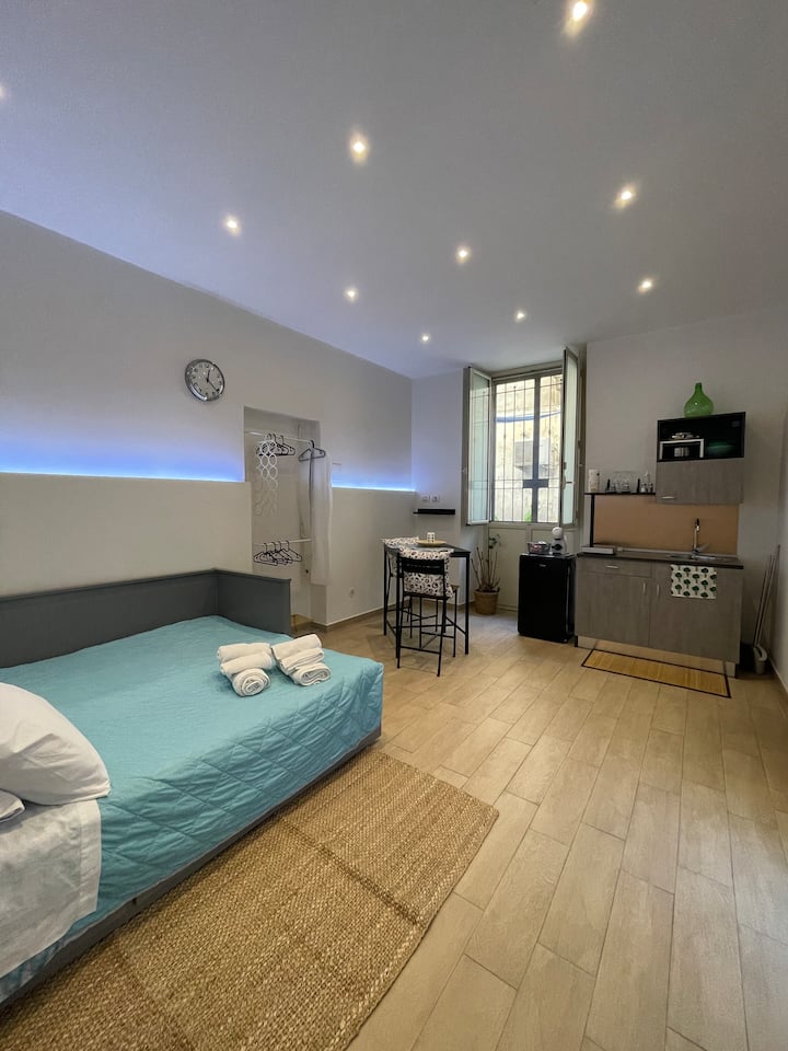 Appartement Moderne Dans Le Centre De Catane - Catania