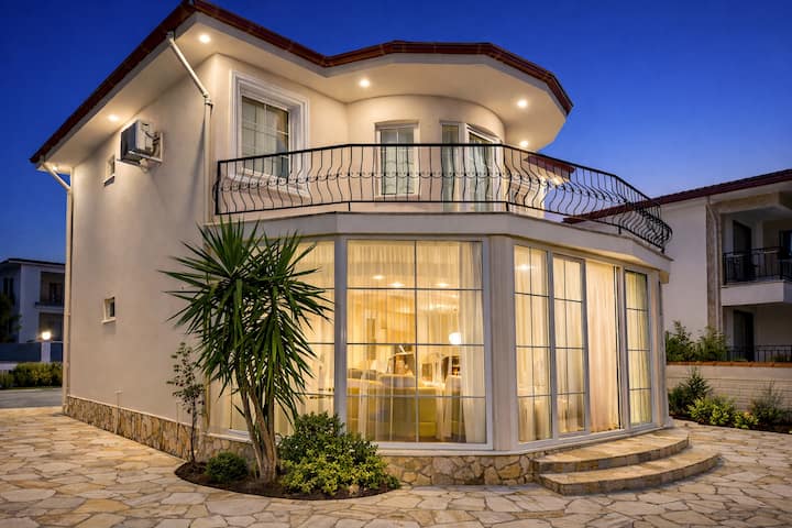 Villa Deri̇n - Dalaman