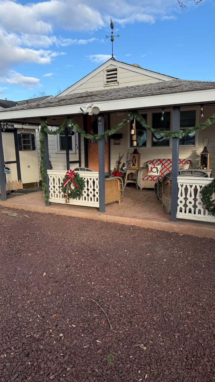 Charming Waterfront Cottage W Private Boat Dock - Elk Neck State Forest, North East