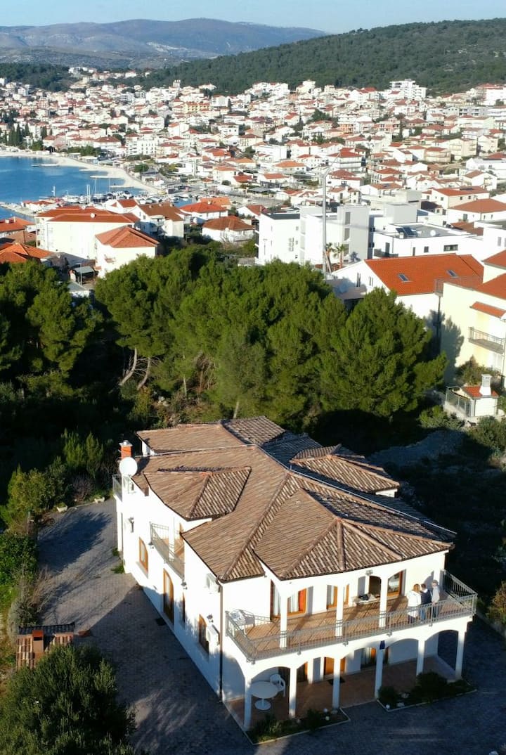 Kuća Za Odmor Trogir/okrug Gornji - Trogir