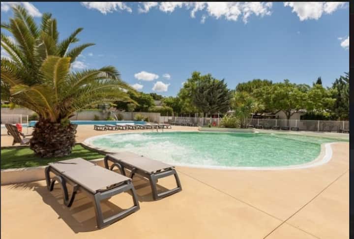 Mobile-home 4/6 Personnes Dans Camping 4 éToiles. - Lunel