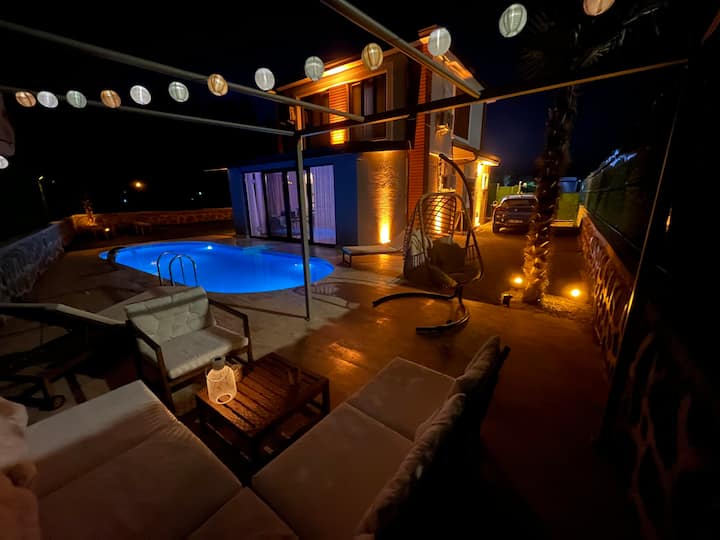 Villa Perla Sapanca , Sıcak Ve Müstakil Havuzlu - Sapanca