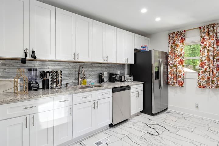 Exclusive Deluxe At Connally  Close To The Airport - Atlanta, GA