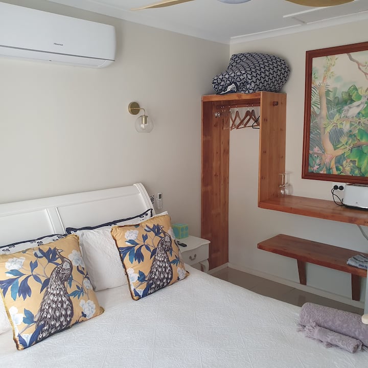 The Guest Room, Barossa. - Greenock