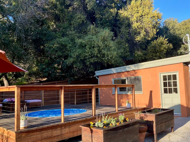 Oak Gardens - Topanga