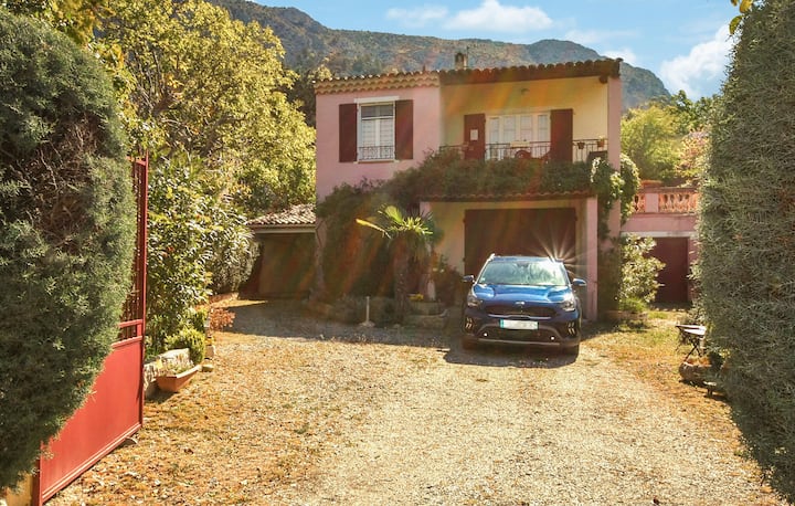 2 Bedroom Lovely Home In Moustiers-sainte-marie - Moustiers-Sainte-Marie