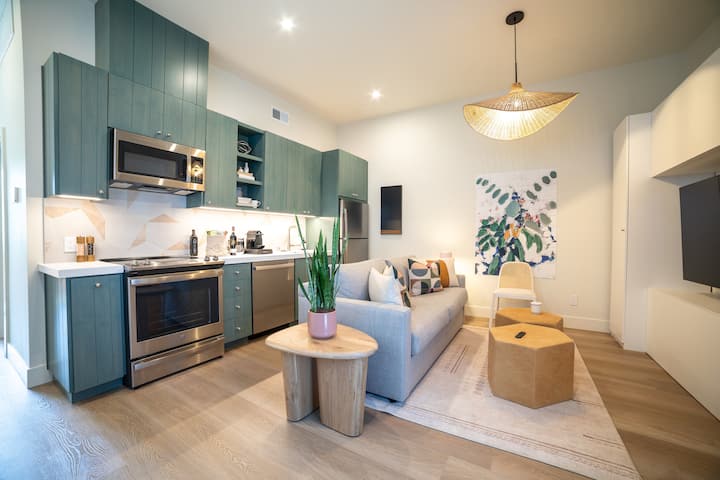 Modern Palo Alto Guesthouse - Menlo Park, CA