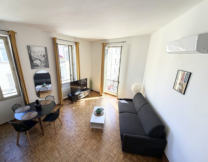 Cosy T2 En Duplex – Rue Paradis – Centre-ville - Vieux-Port de Marseille