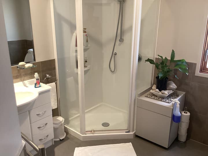 Beautiful Peaceful Apartment - Paraparaumu